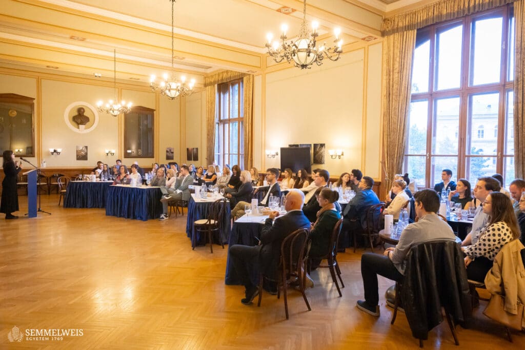 A Pető András Kar óvodai játszóterének megújításáért szervezett jótékonysági borkóstolót az ...