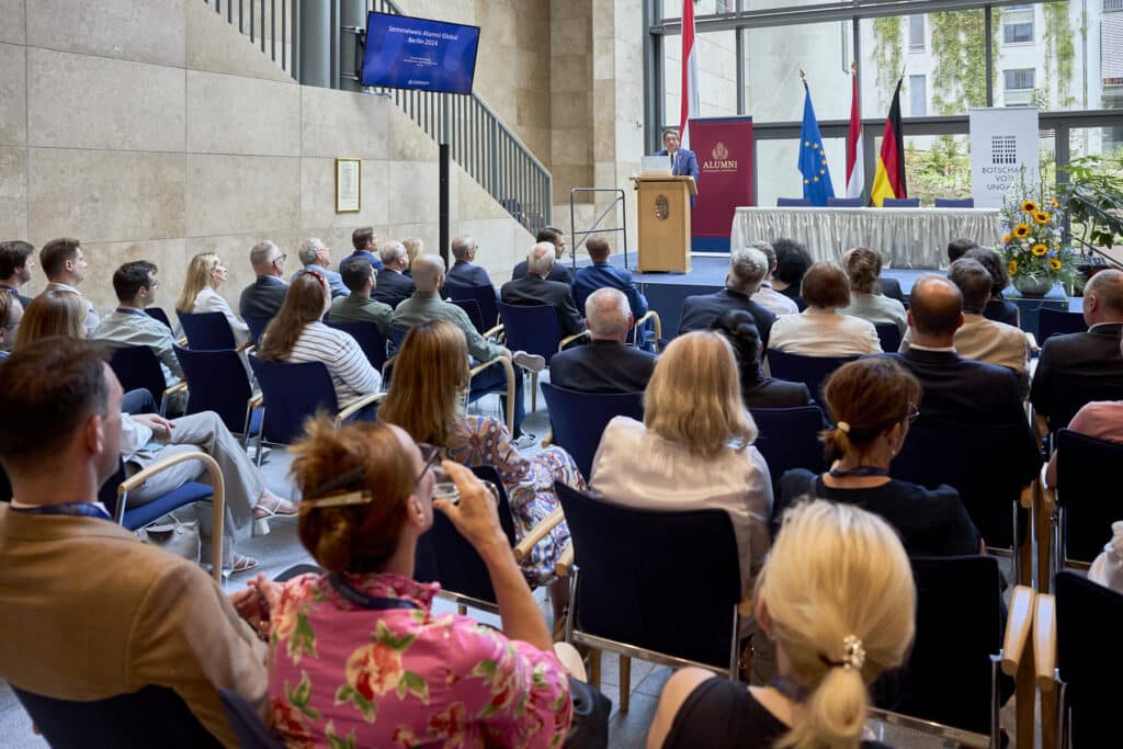 A L U M N I – Semmelweis Egyetem