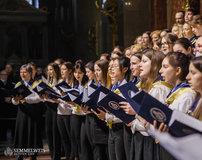 2024. június 16. – A Semmelweis Egyetem Kórus évadzáró koncertje – Családbarát Egyetem Program