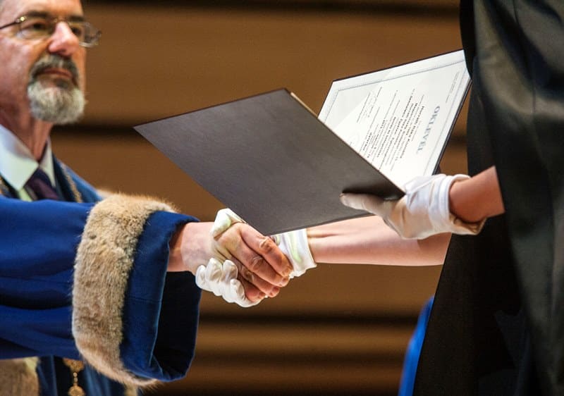Graduation Ceremony at the Faculty of Health Sciences: over 300 ...