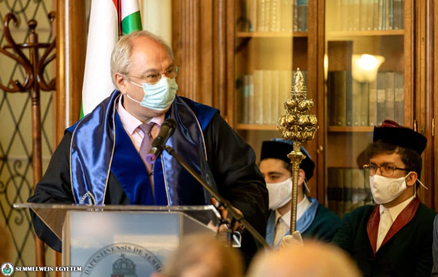 Thirteen professors received honorary doctorates at the 2020-21 Doctor ...