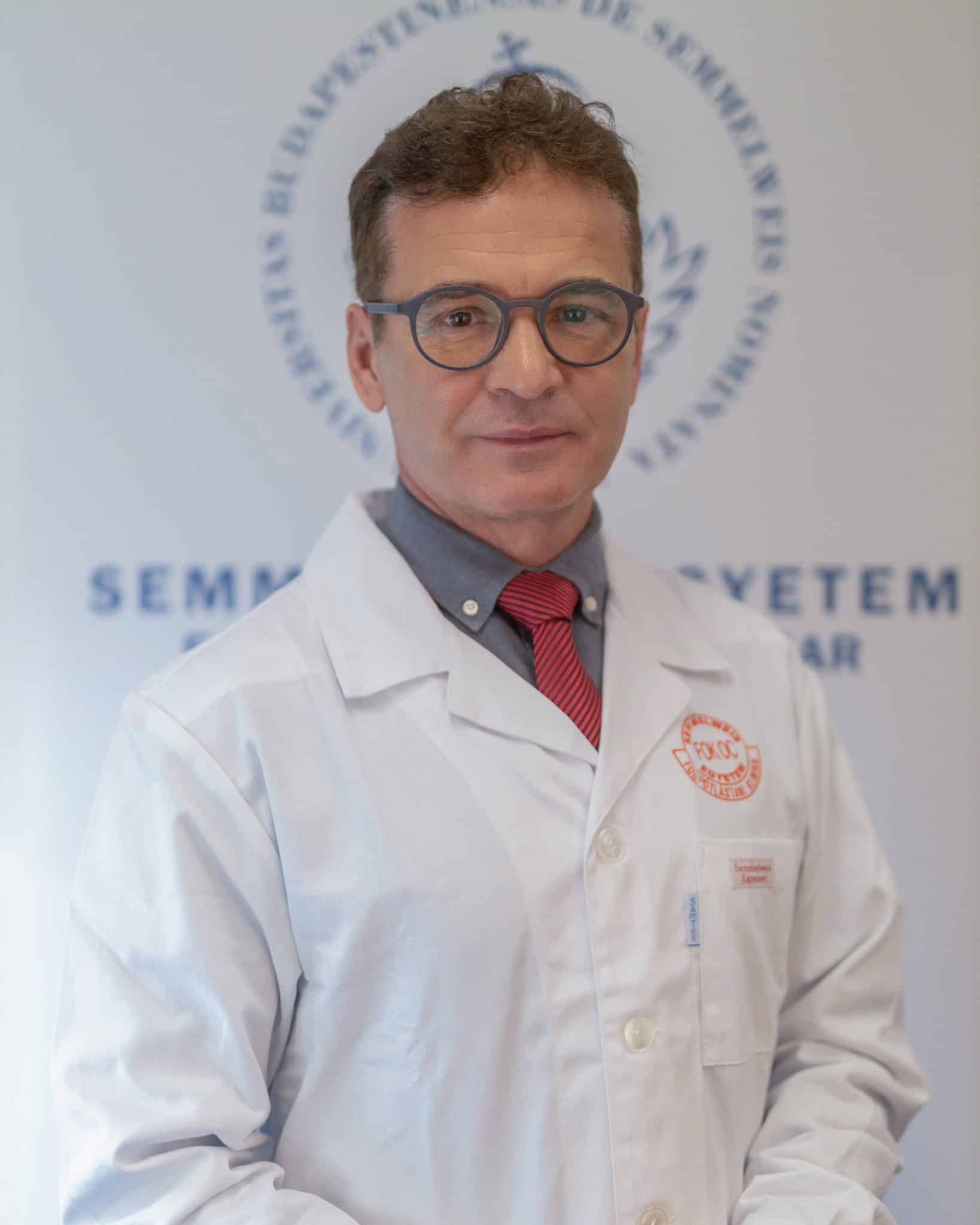 Munkatársak – Fogpótlástani Klinika