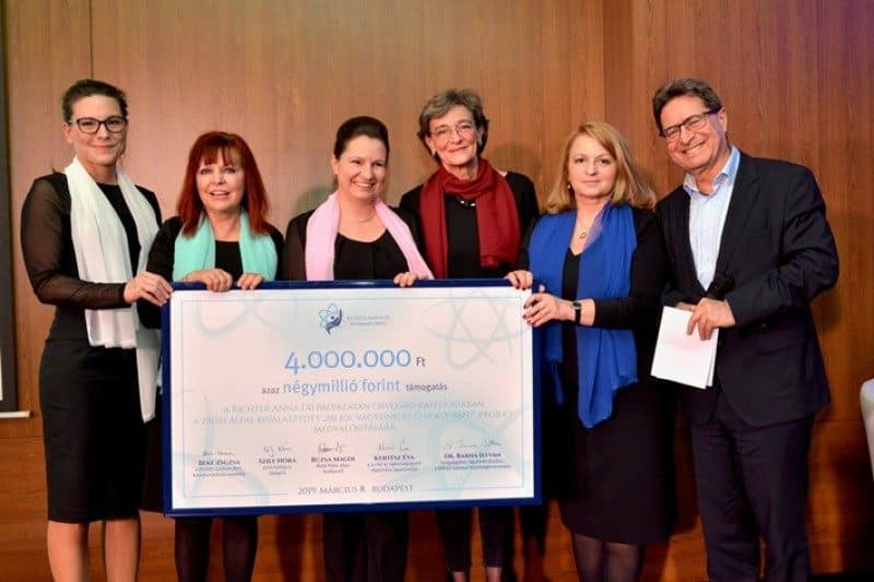 Richter Anna Díjat nyert dr. Dank Magdolna csapatának emlőrák ...