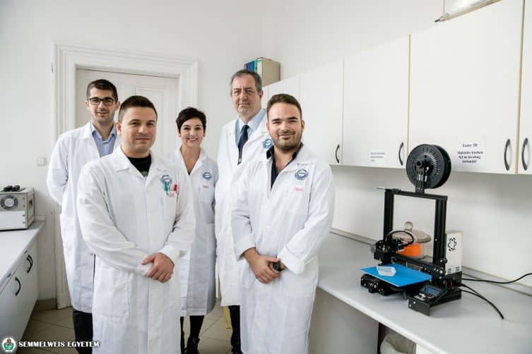 Személyre szabott gyógyszerelés 3D nyomtatással – Semmelweis Hírek
