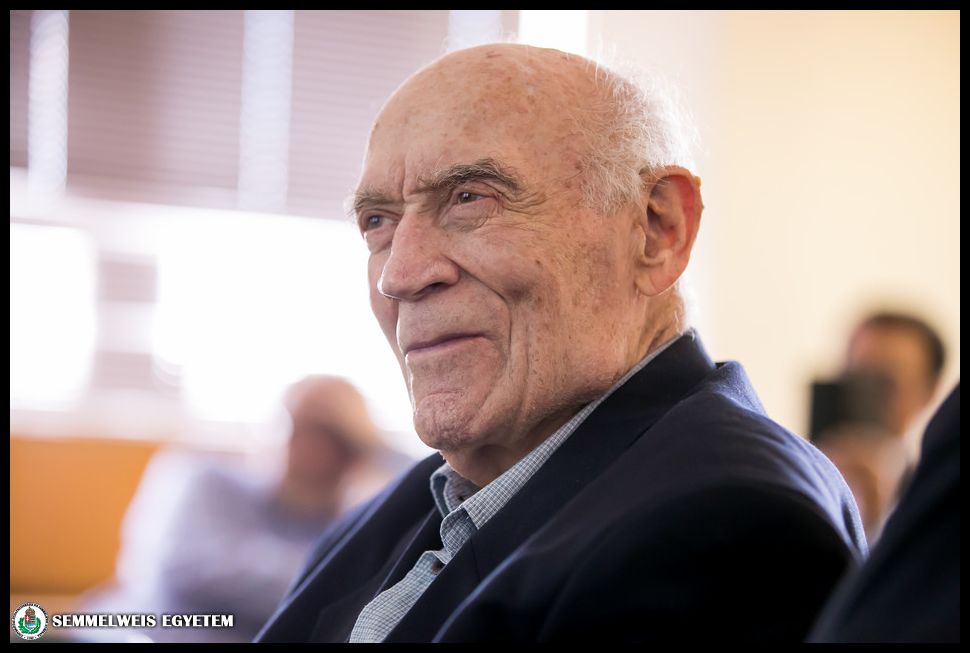 Elhunyt dr. Csaba György professor emeritus – Semmelweis Hírek