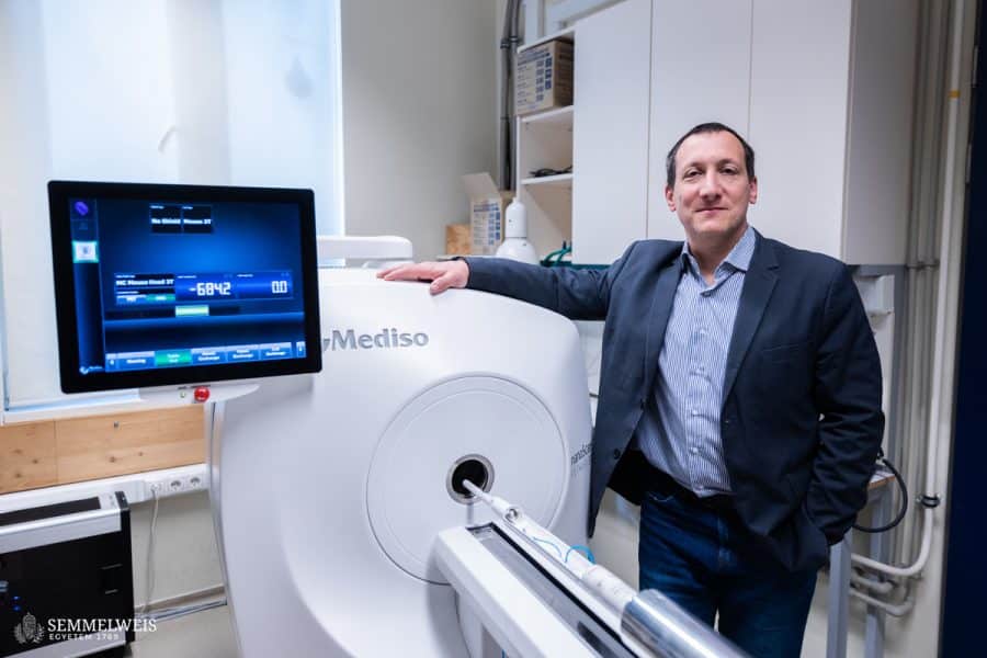 Gábor Dénes-díjjal ismerték el dr. Szigeti Krisztián kutatásait ...