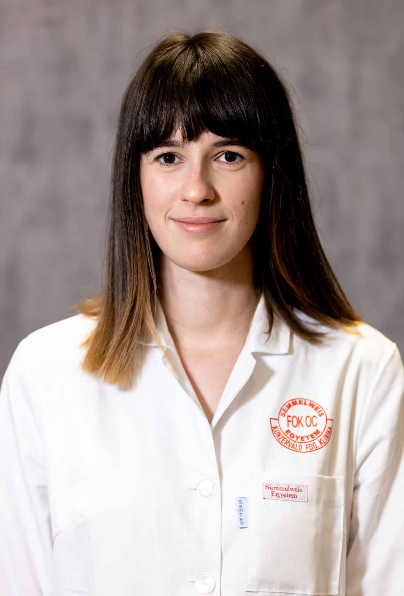 Munkatársak – Helyreállító Fogászati és Endodonciai Klinika