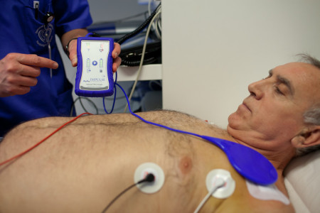 Feltölthető, szívizomerősítő pacemakert ültettek be a Semmelweis ...