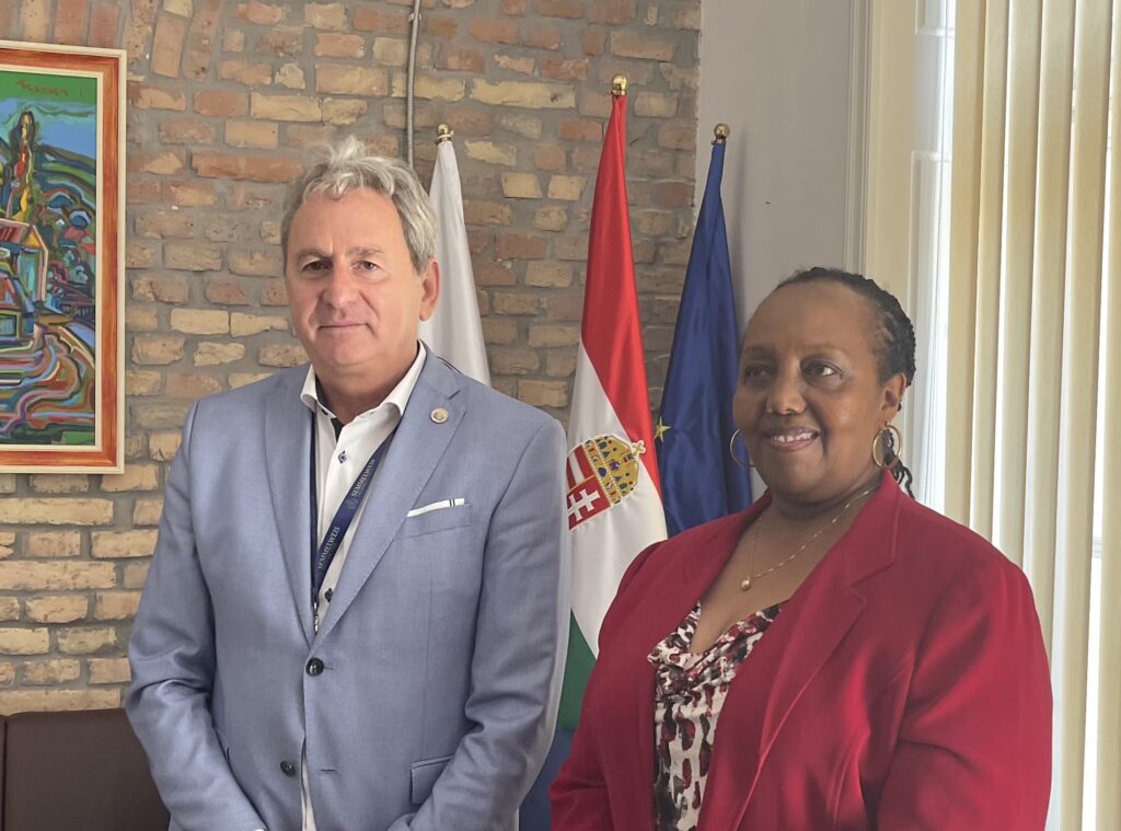 Visit of the Rwandan Ambassador to Semmelweis University ...